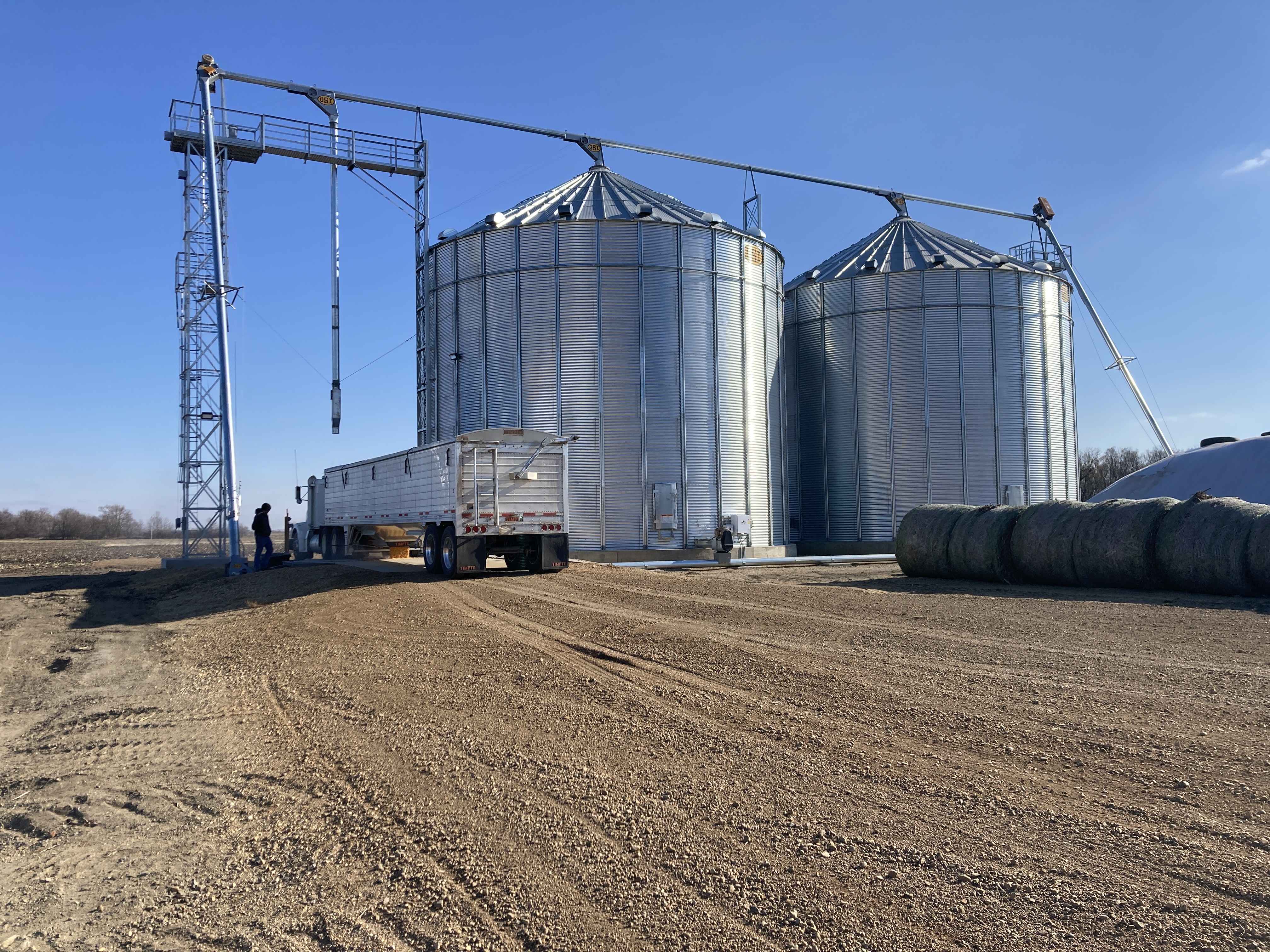 Grain ‎Handling Equipment SD, NE, IA | Summit Contracting