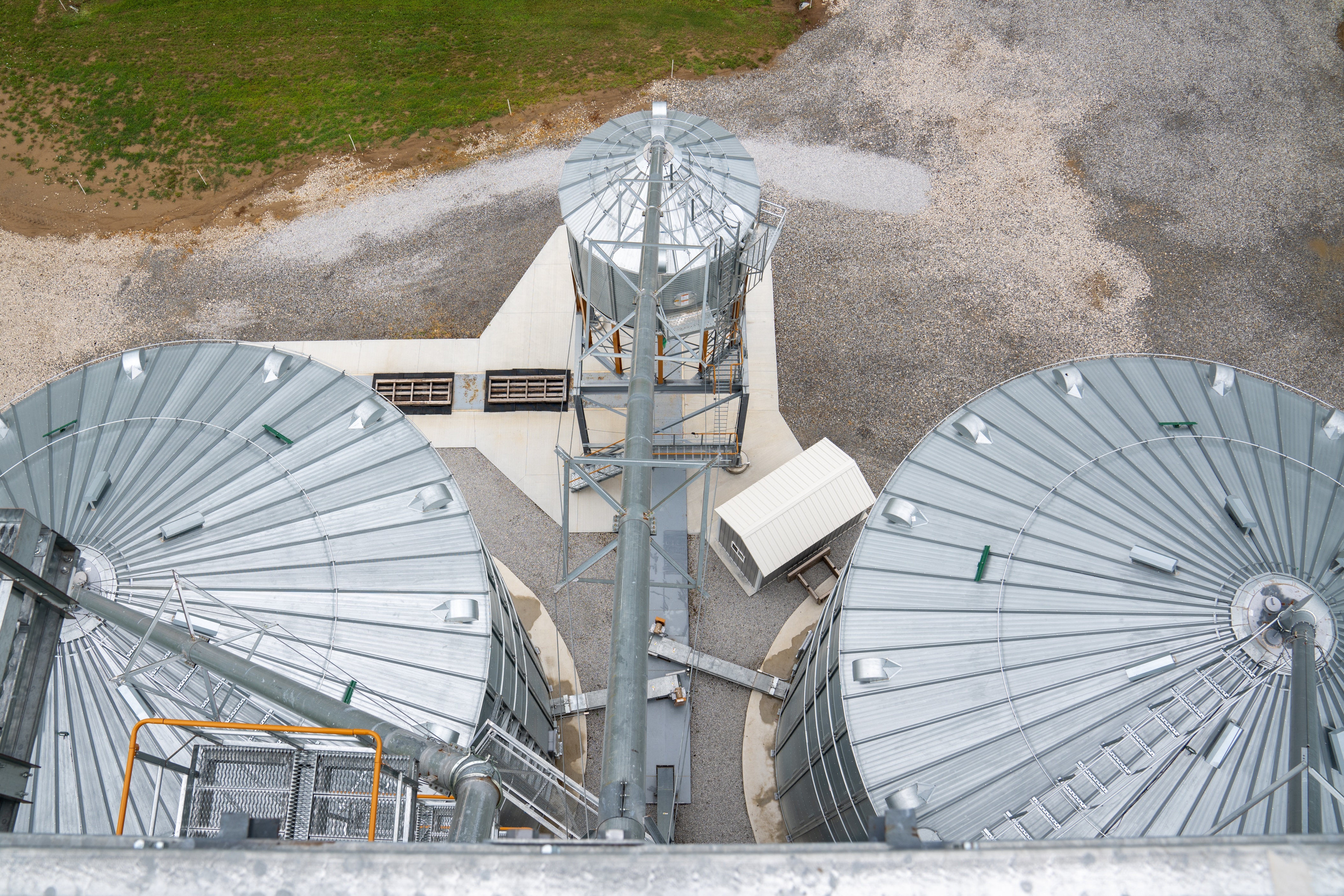 Grain ‎Storage Systems SD and NE | Summit Contracting